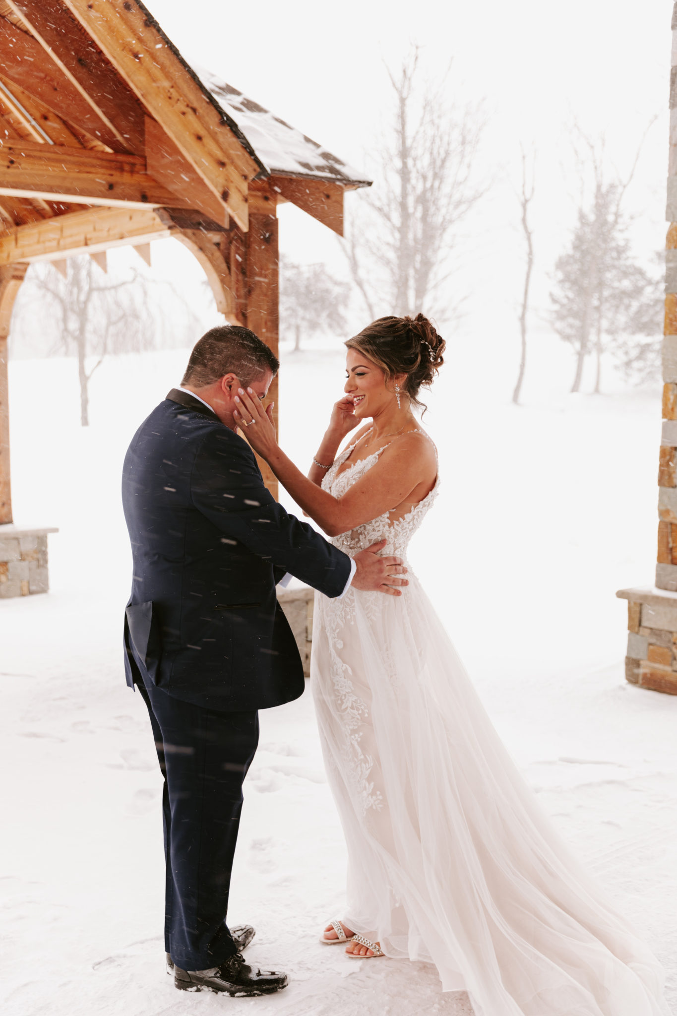 Winter Wedding at Bear Brook Valley | Ashlee & Danny ...