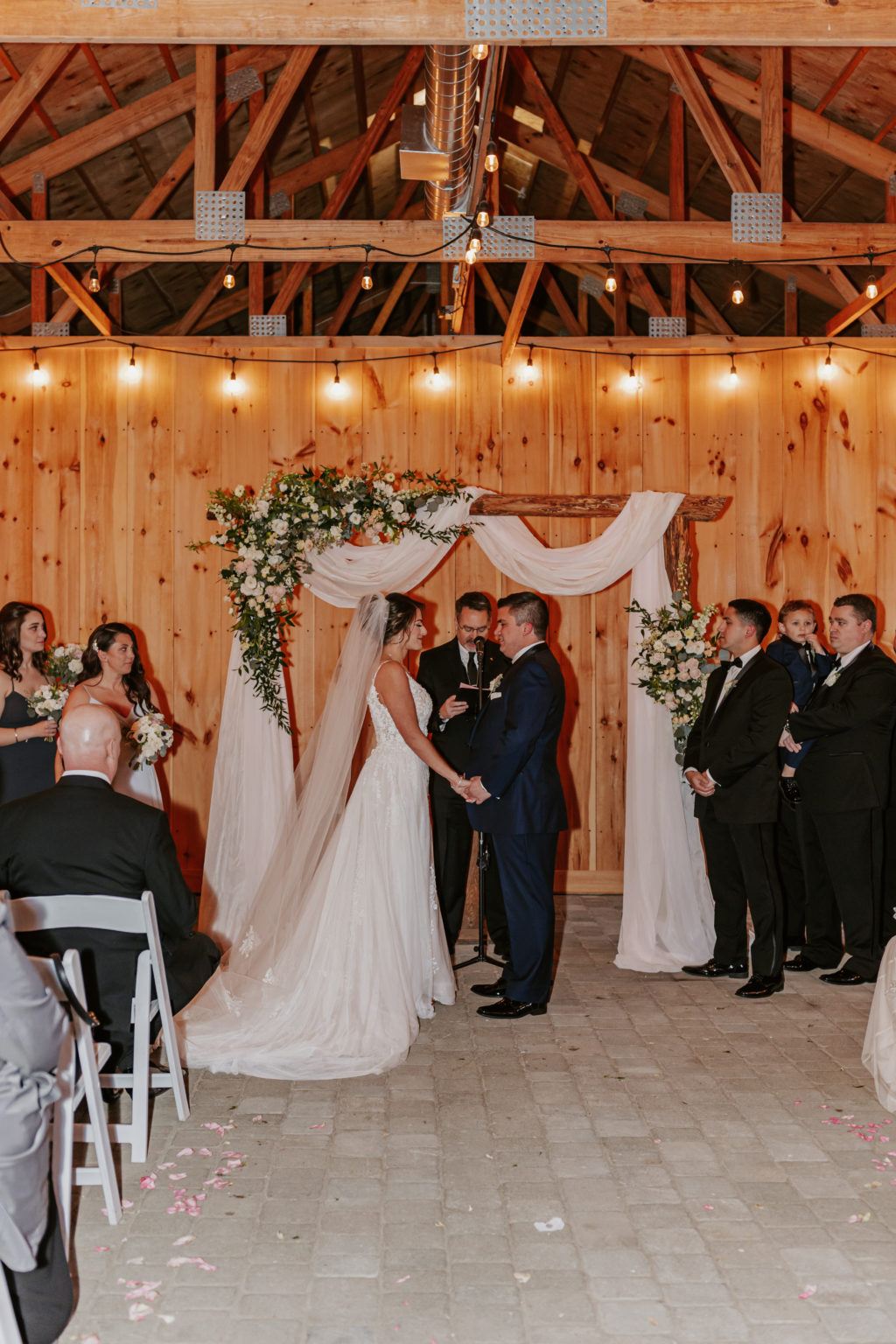 Winter Wedding at Bear Brook Valley | Ashlee & Danny ...