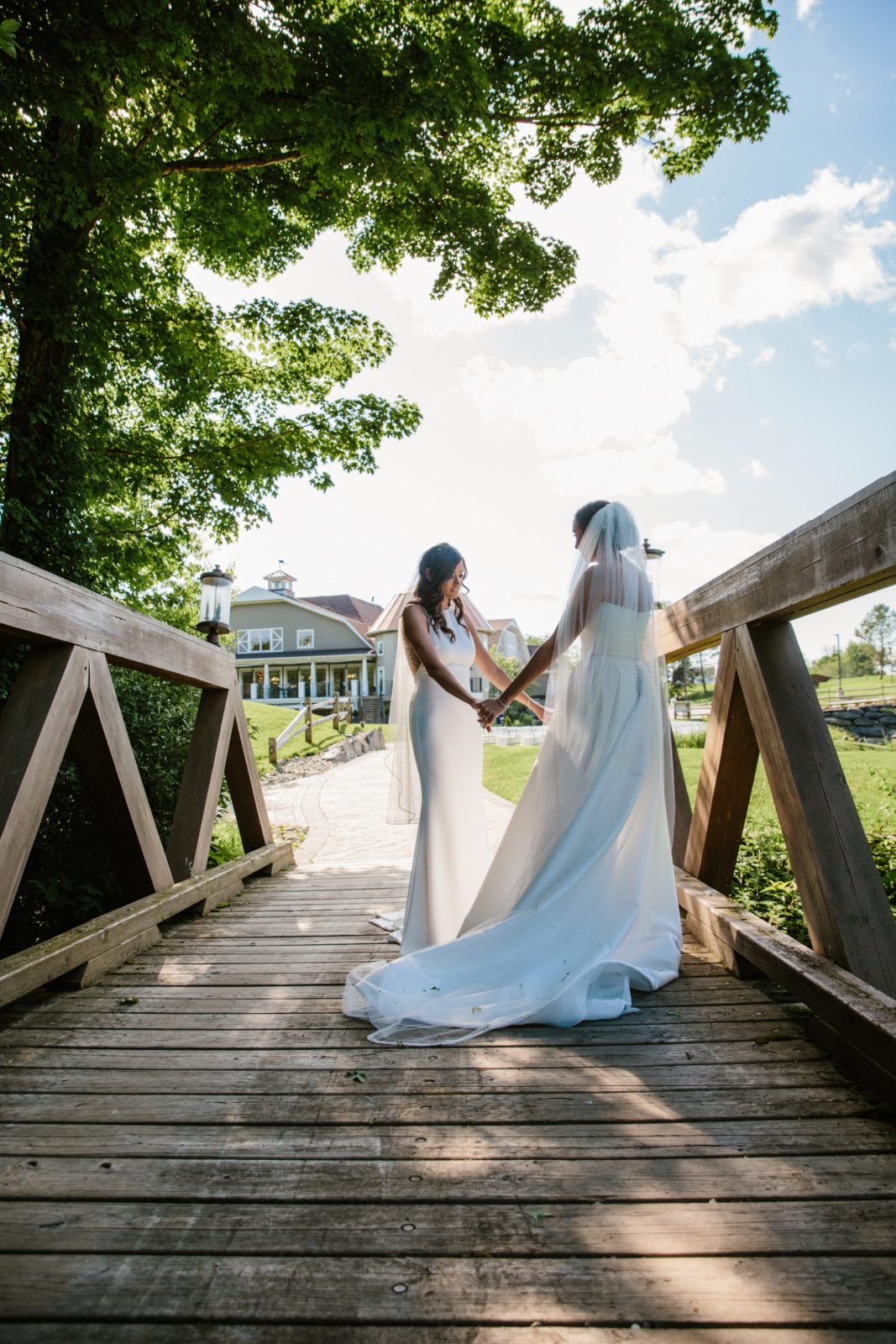 Spring Wedding at Bear Brook Valley | The Sammys - thistlebeetheflorist.com