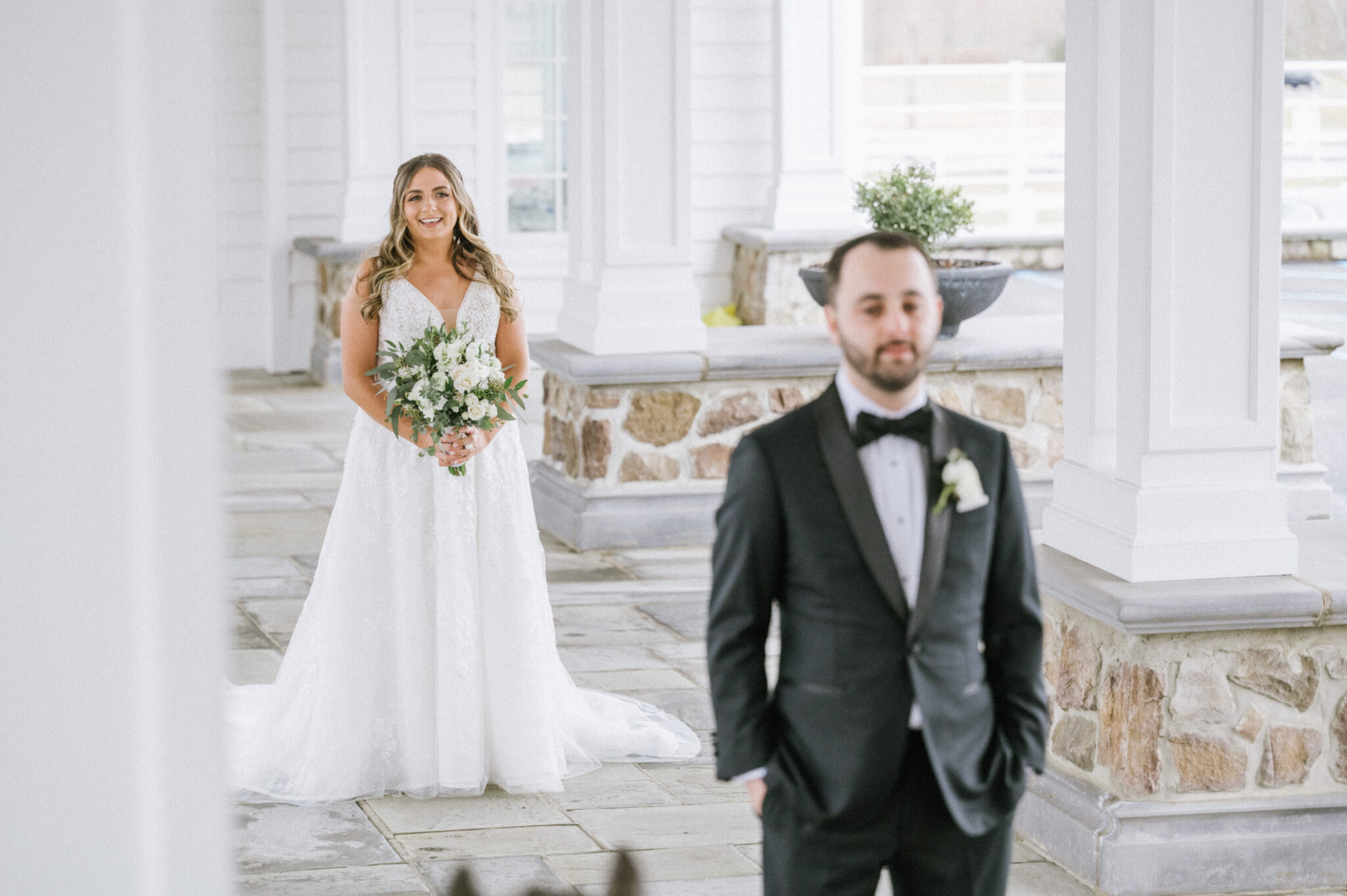 Winter Wedding at The Ryland Inn | Ilana & Josh - thistlebeetheflorist.com