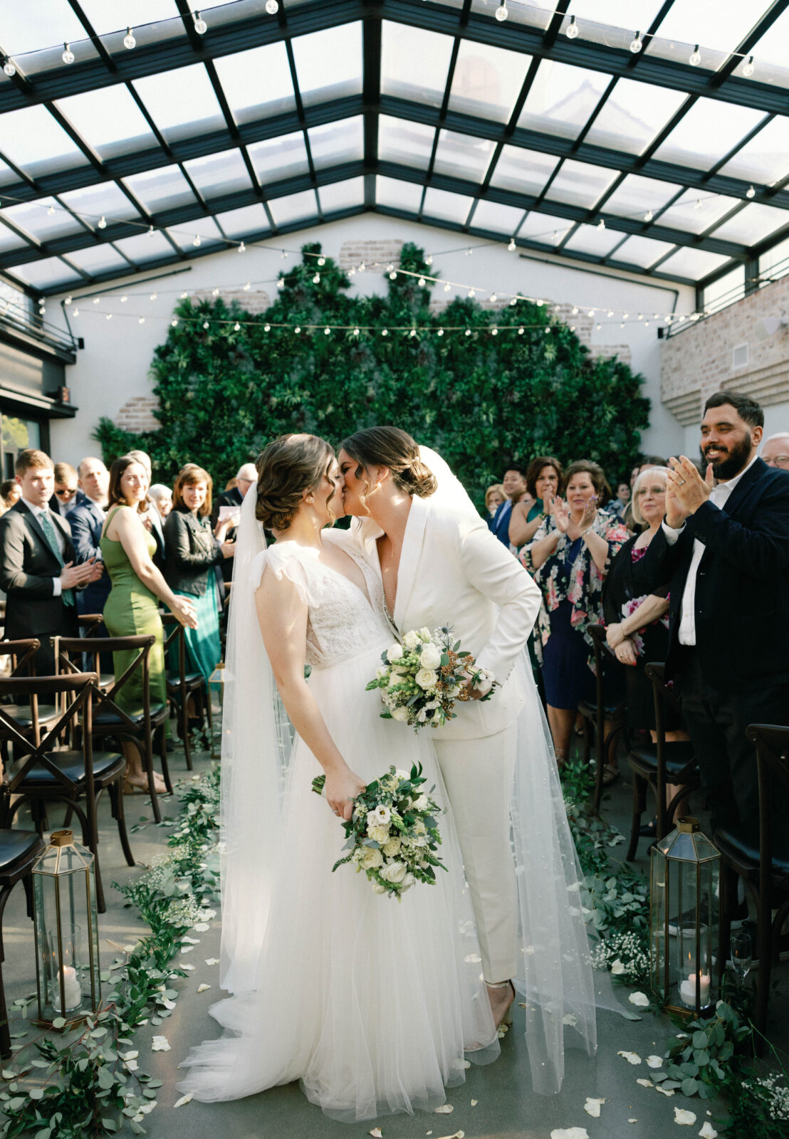 Spring Wedding at Perona Farms | Kristen & Victoria ...
