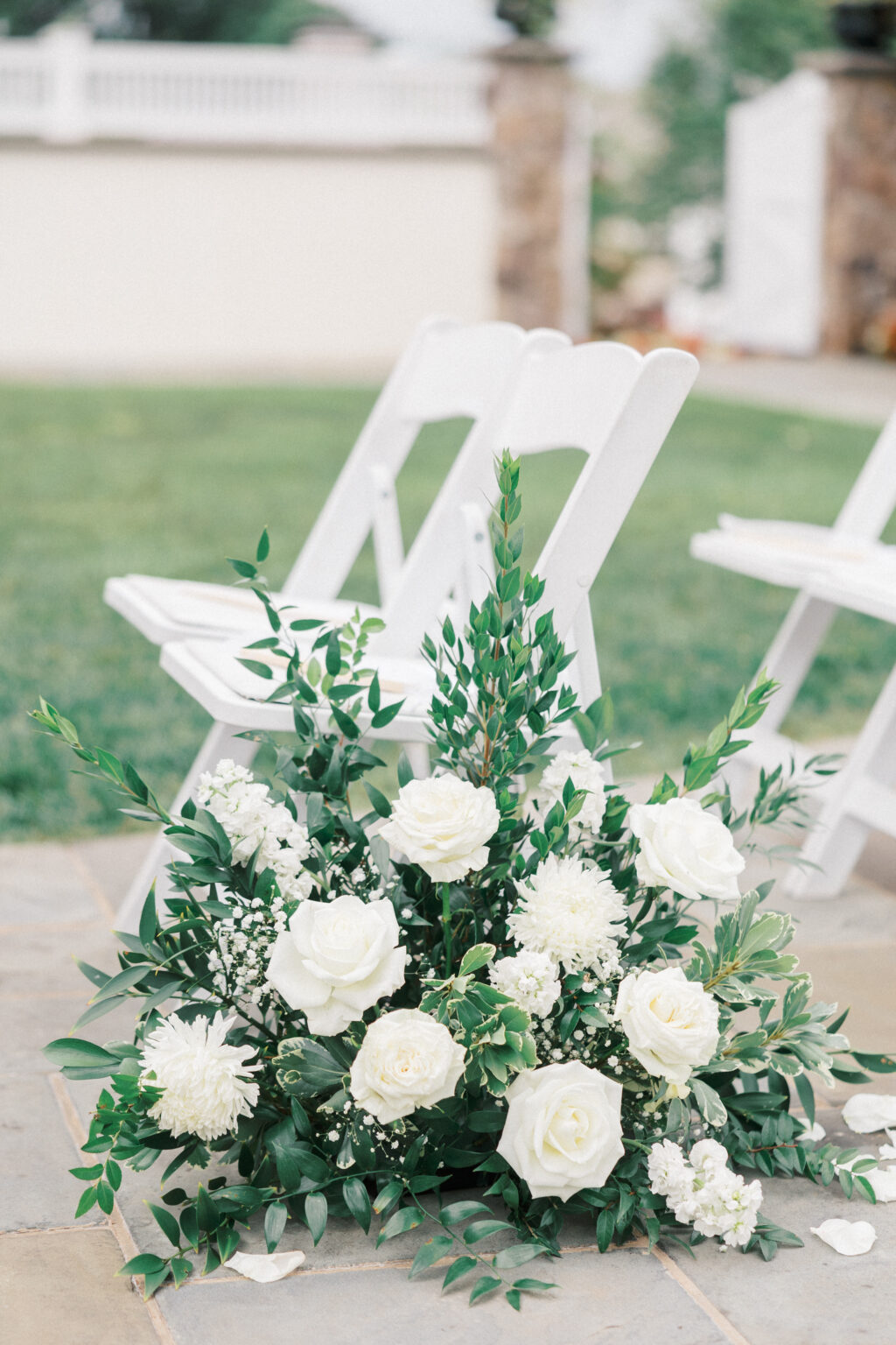 Summer Wedding at The Ryland Inn | Ashley & Sal - thistlebeetheflorist.com